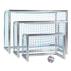 Football: order here from Sport-Thieme.